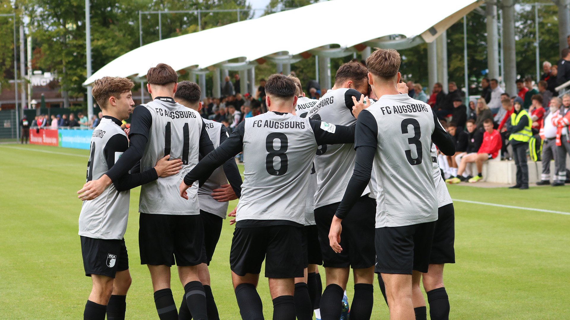 U19 im Pokal gegen Bayern, U14 bestreitet Blitzturnier | FC Augsburg