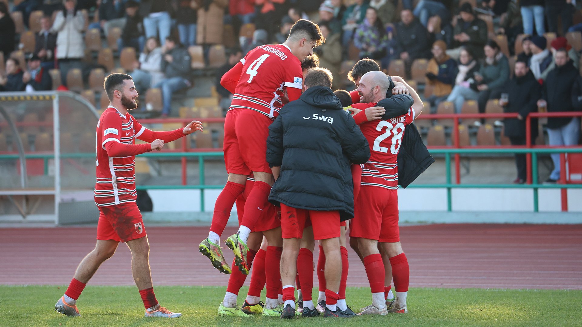 Festtag in der Rosenau: U23 gewinnt zum Heimabschluss | FC Augsburg