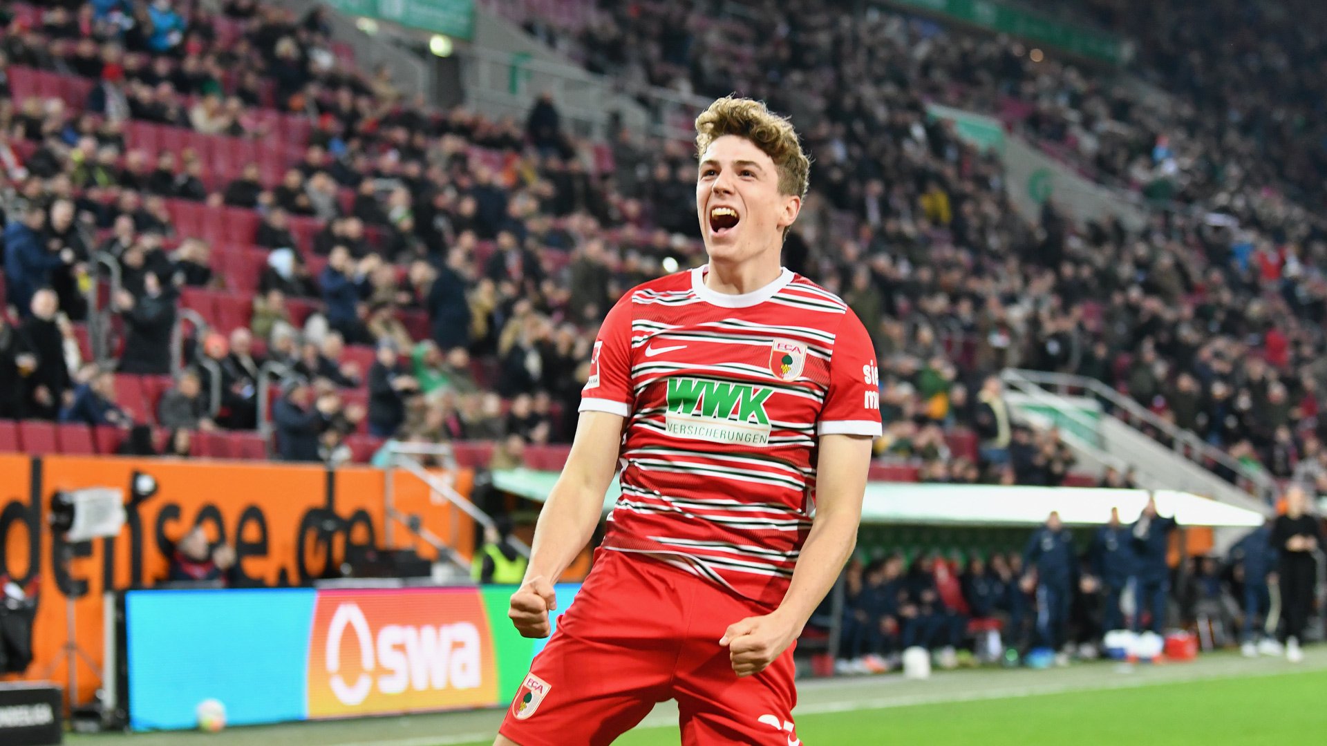 Engels nominated again for the “Rookie of the Month” award | FC Augsburg