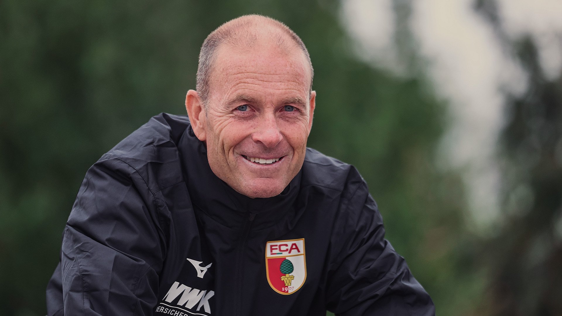 Youth and experience: Thorup in focus | FC Augsburg