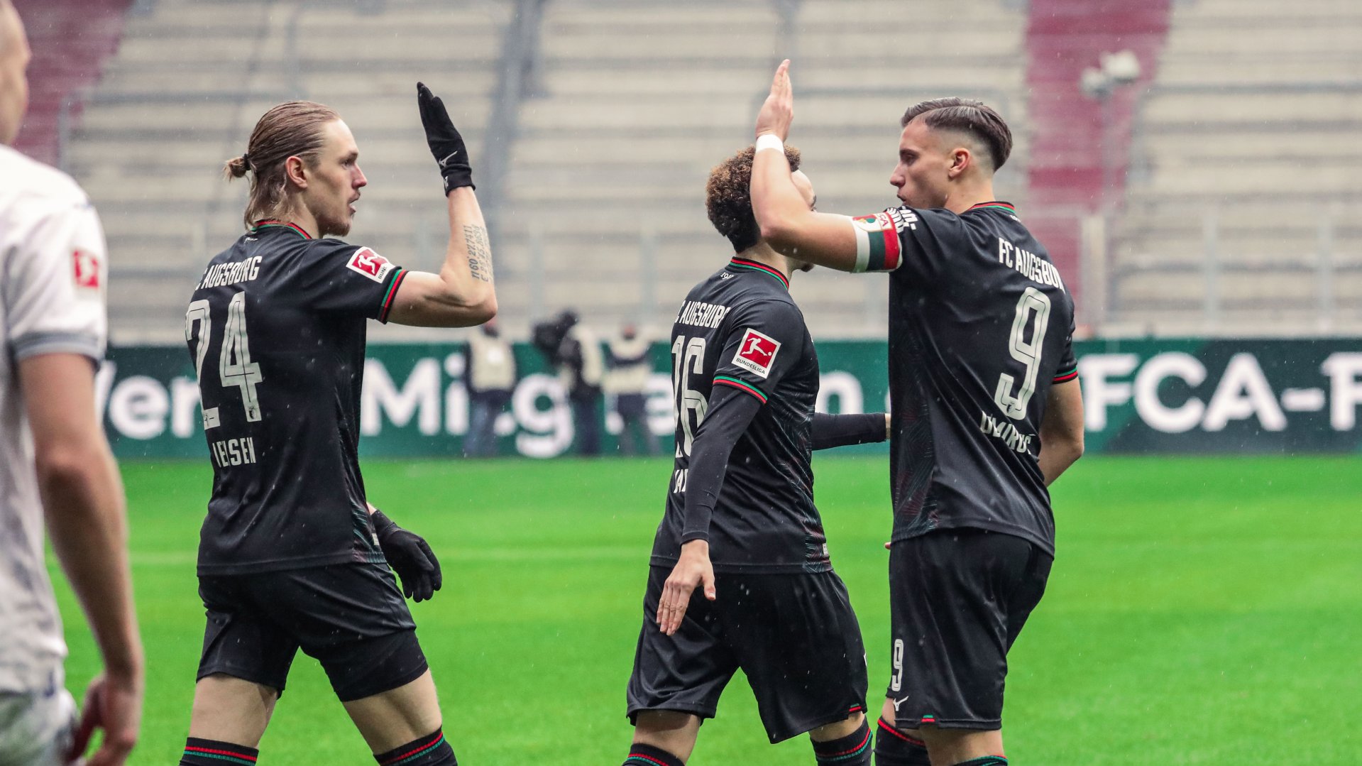 FCA win friendly against Hoffenheim 1-0 | FC Augsburg