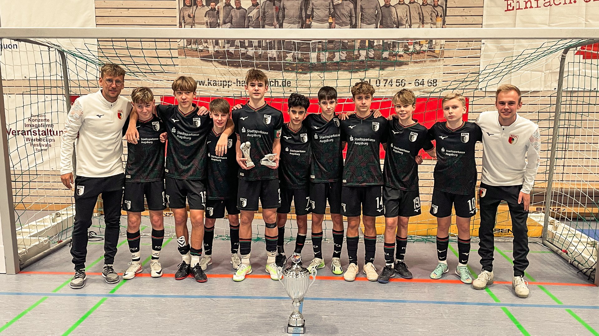 U14 auf dem Silberrang, U15 erreicht beim Pape Cup das Viertelfinale ...