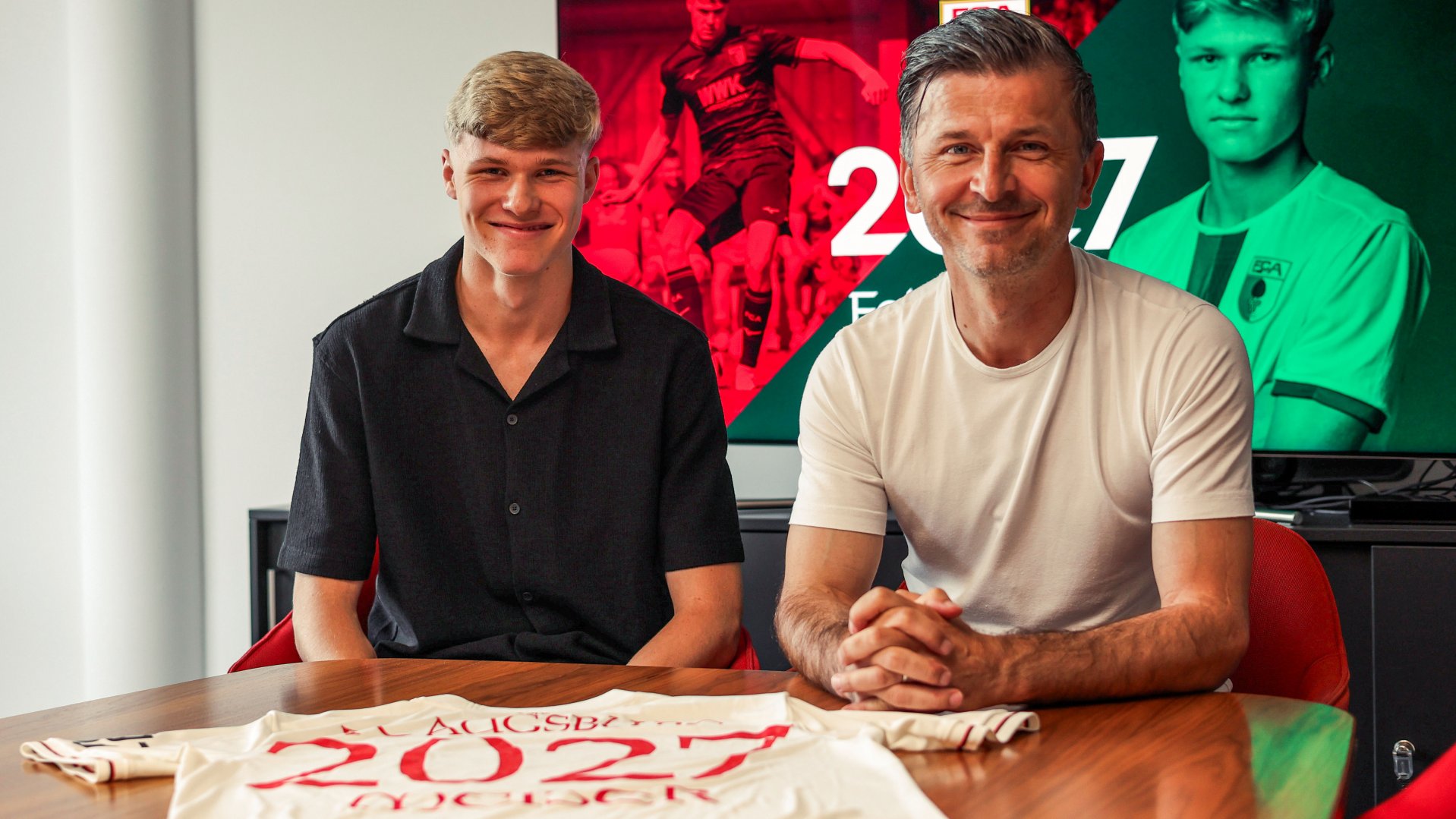 FCA bindet Nachwuchsspieler Felix Meiser langfristig | FC Augsburg