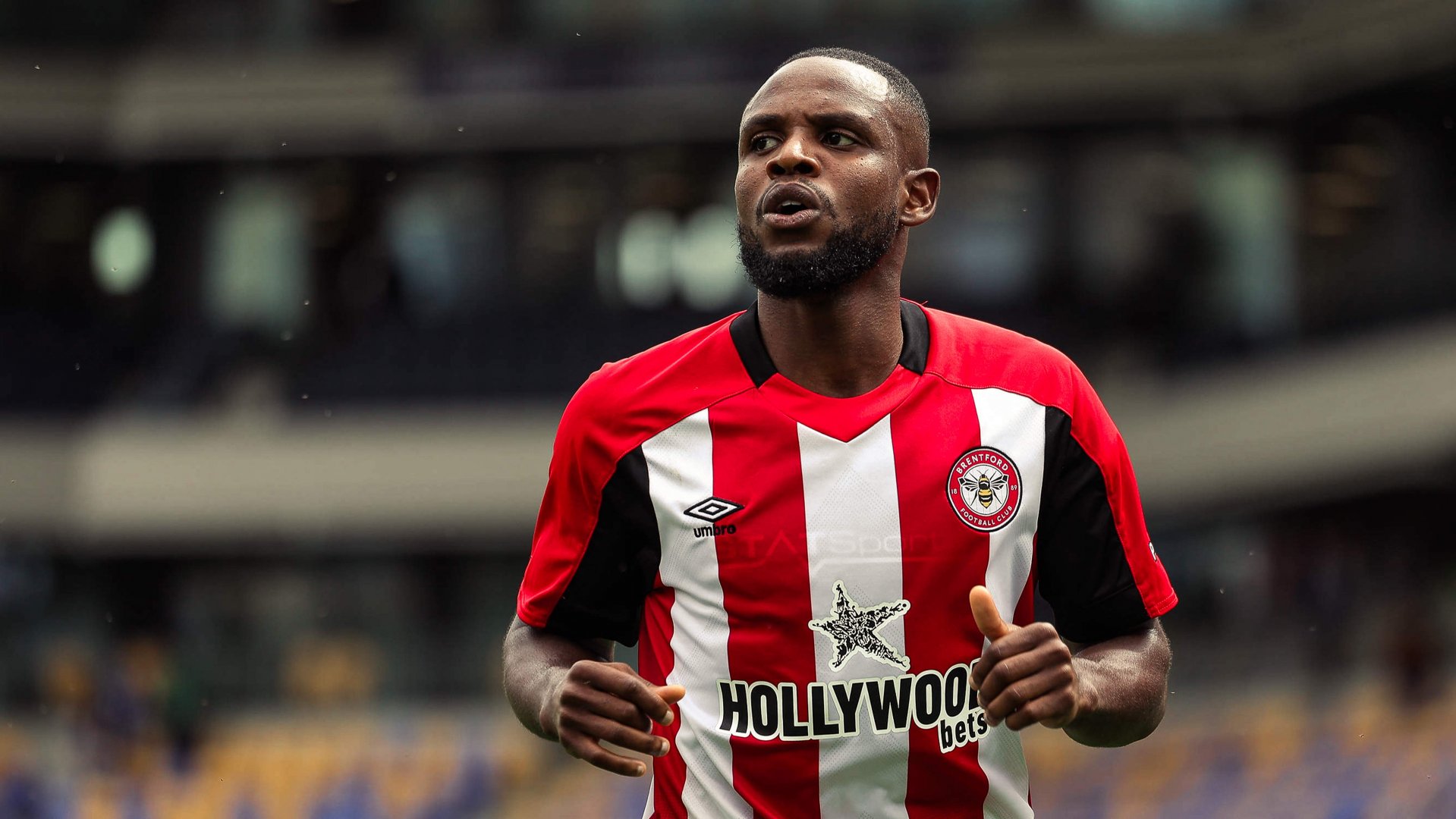 FCA sign Frank Onyeka on loan from Brentford FC | FC Augsburg