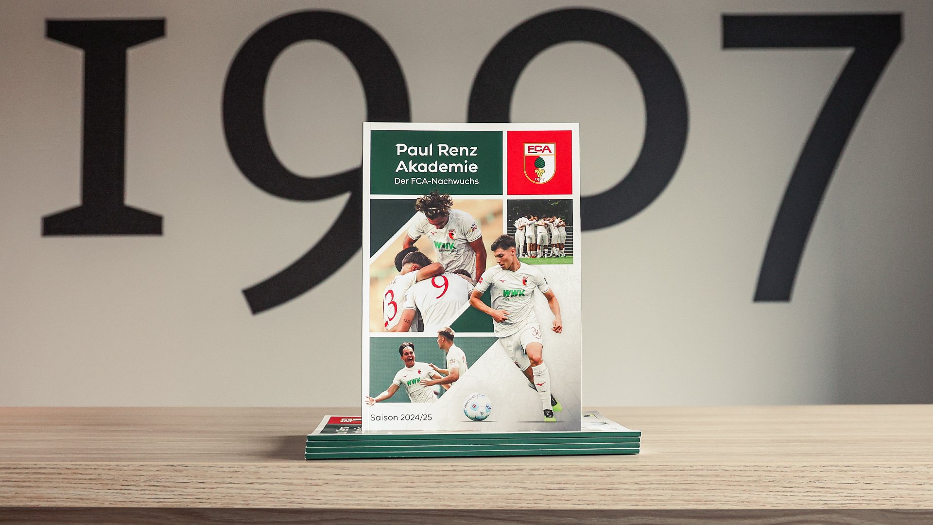 FCA veröffentlicht drittes Magazin über die Paul-Renz-Akademie | FC ...