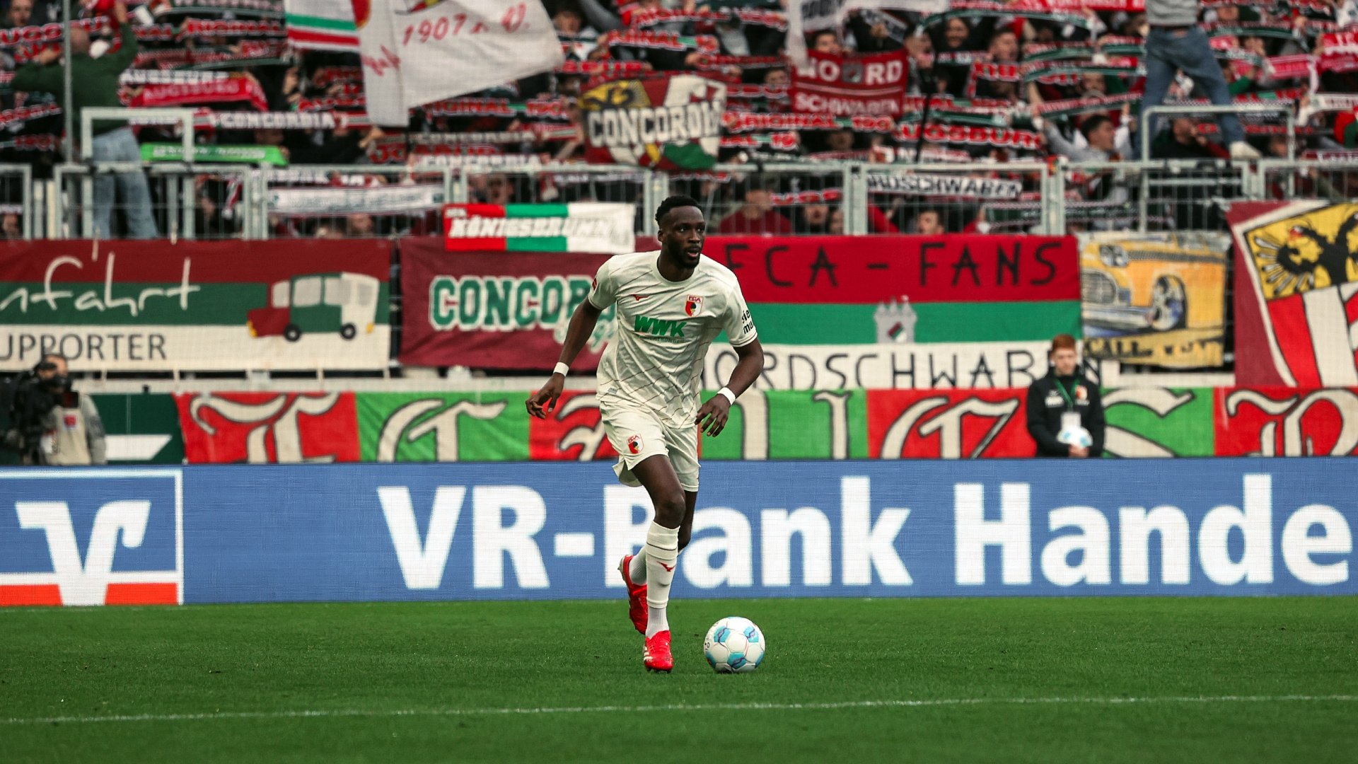 FCA zieht Kaufoption bei Chrislain Matsima | FC Augsburg