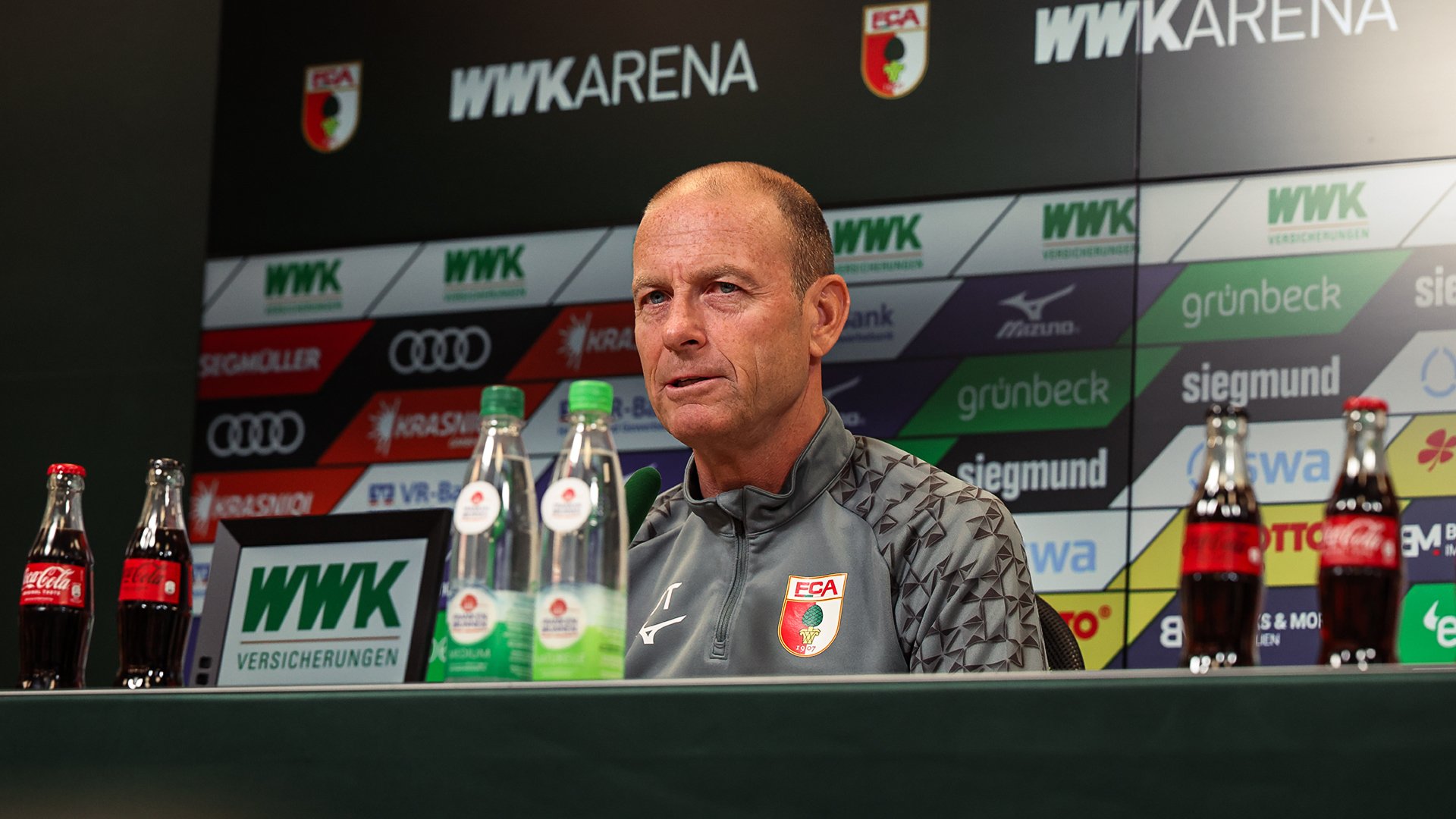 Thorup: "Bestmöglichen Abschluss schaffen" | FC Augsburg
