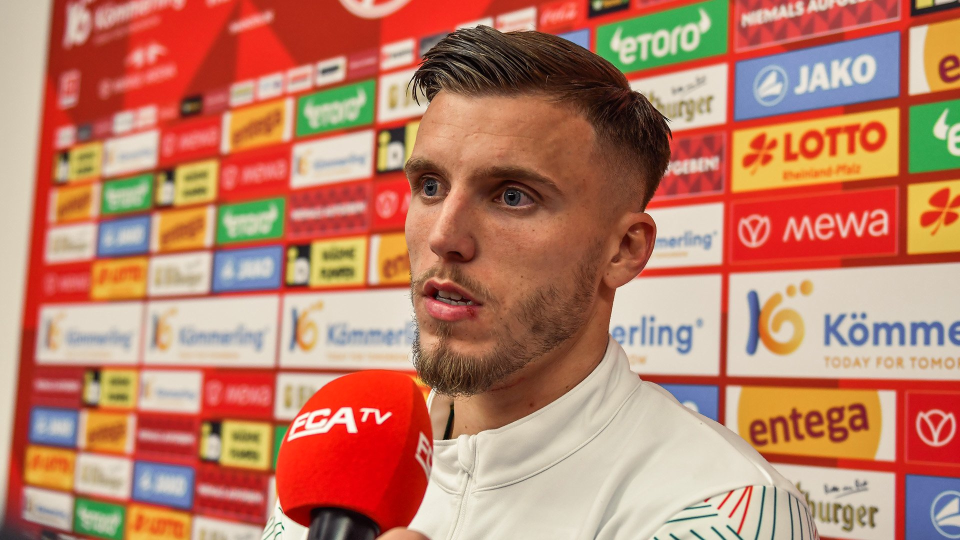 Interview: "Verdiente Niederlage in Mainz" | FC Augsburg